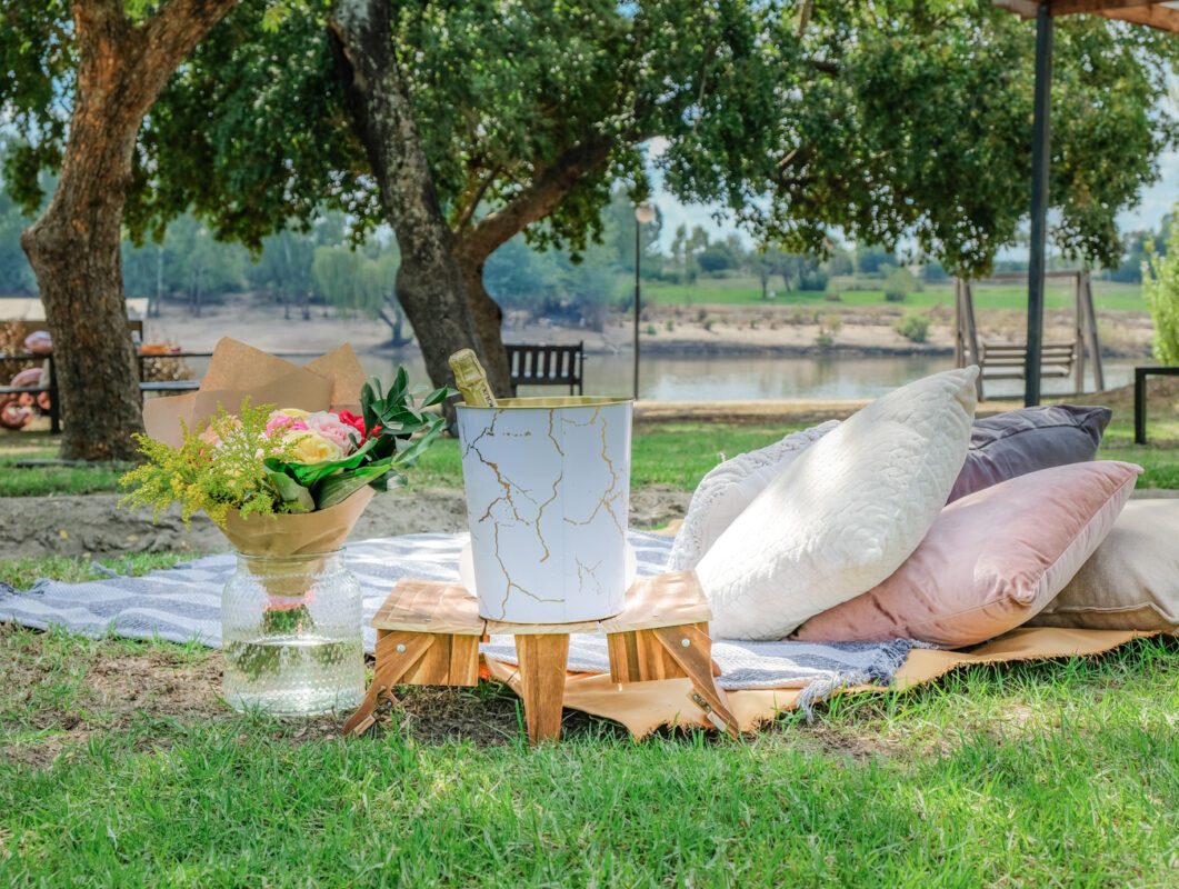 Picnics on Vaal River
